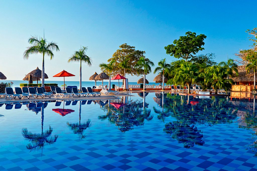 Panamá & Curaçao – Explora